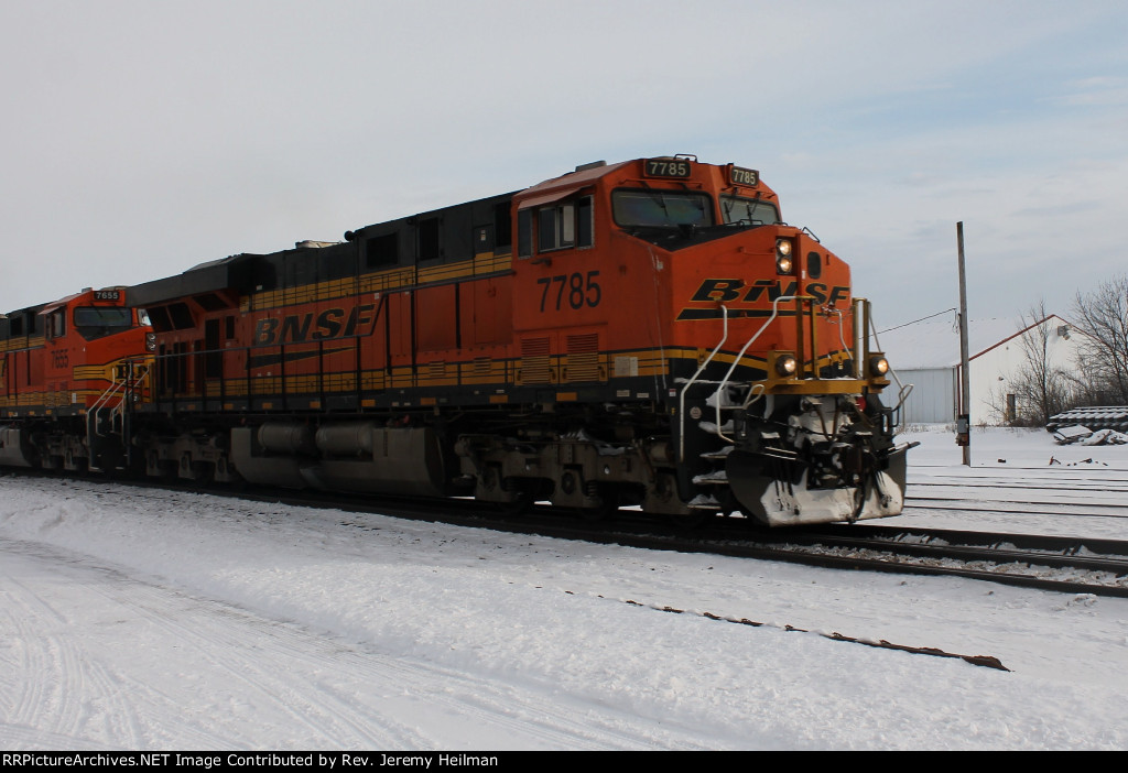 BNSF 7785 (1)